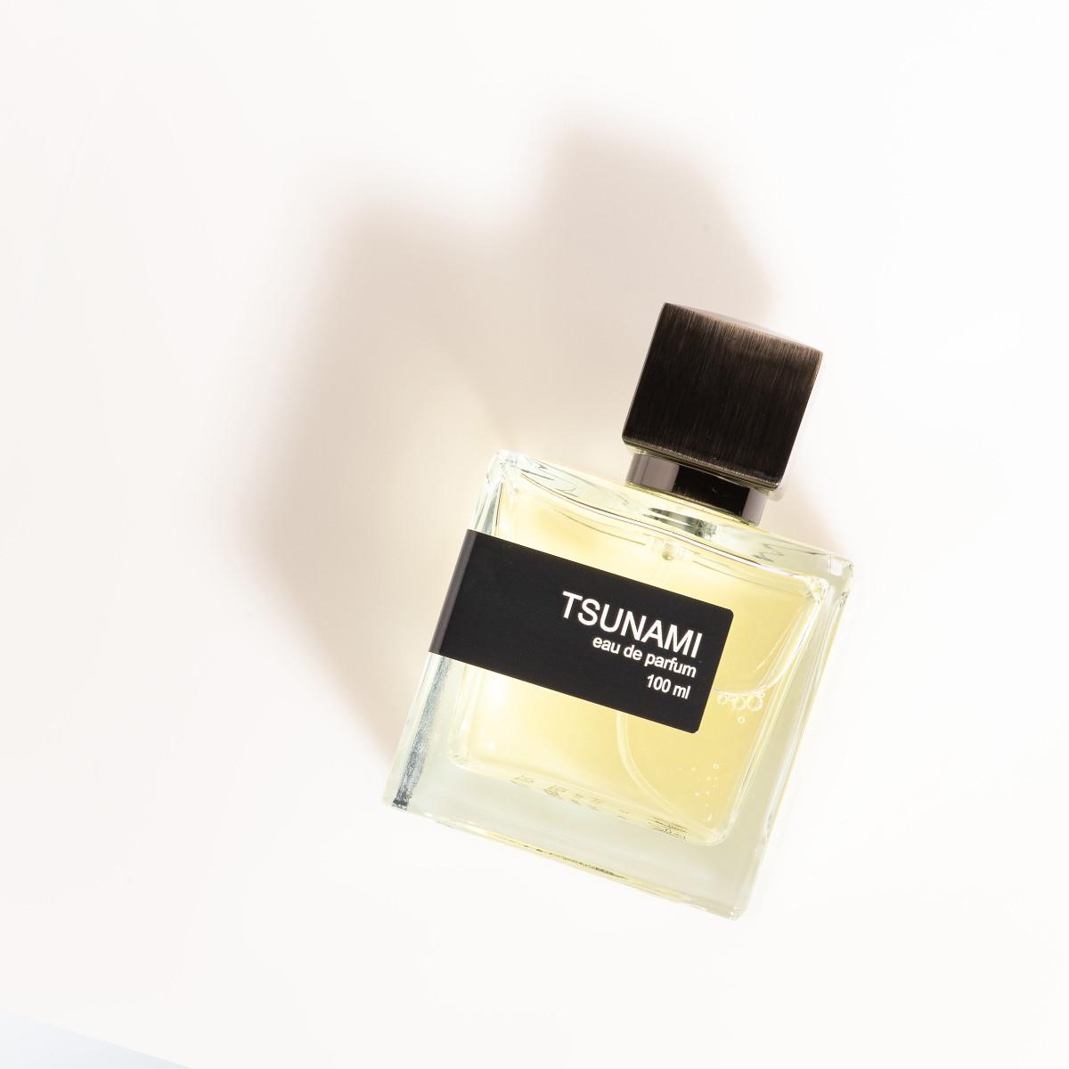 Tsunami Extract perfume - a fragrance for women 2022