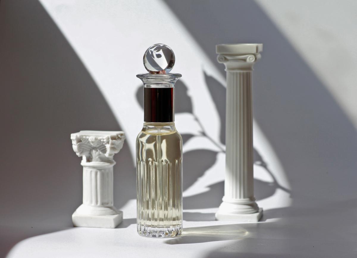 Splendor Elizabeth Arden perfume - a fragrance for women 1998