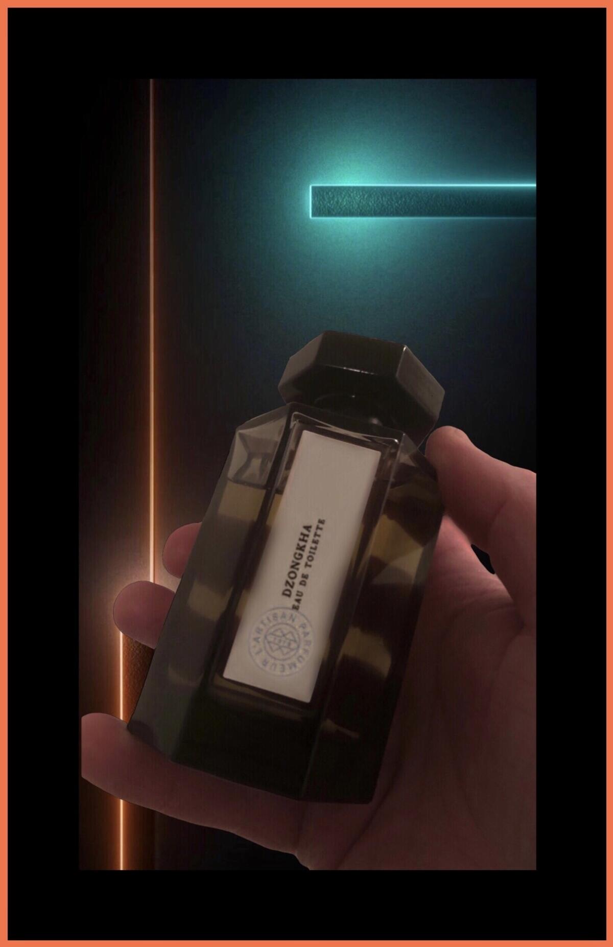 Dzongkha L'Artisan Parfumeur perfume - a fragrance for women and men 2006