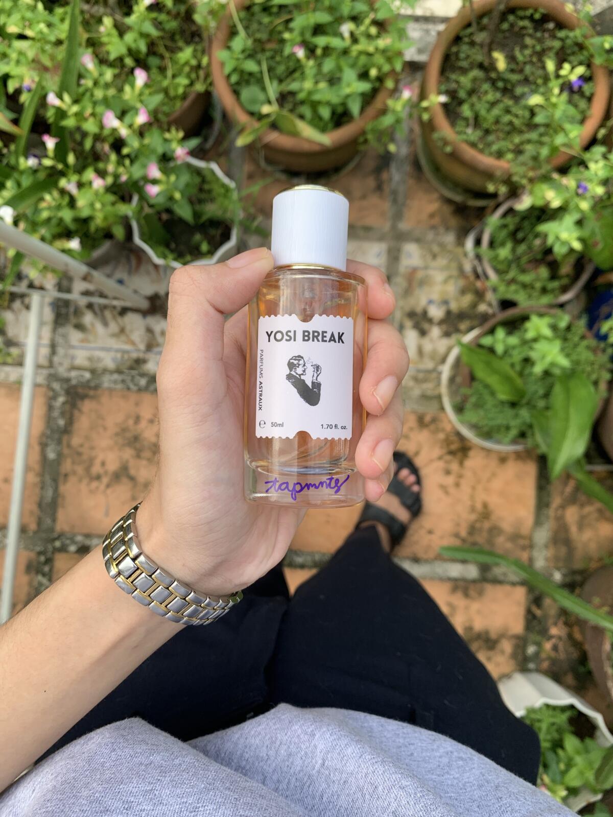 Yosi Break Parfums Astraux בושם - הינו ניחוח 2023 לנשים וגברים