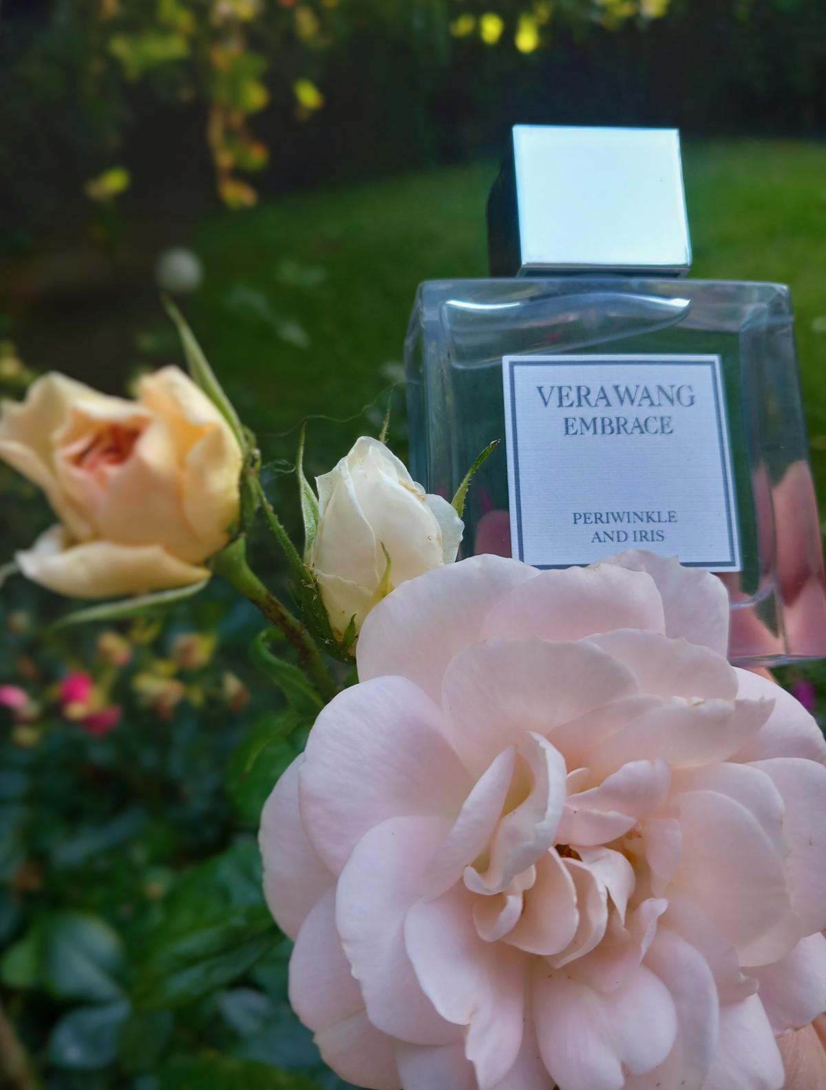 Embrace Periwinkle & Iris Vera Wang perfume - a fragrance for women 2015