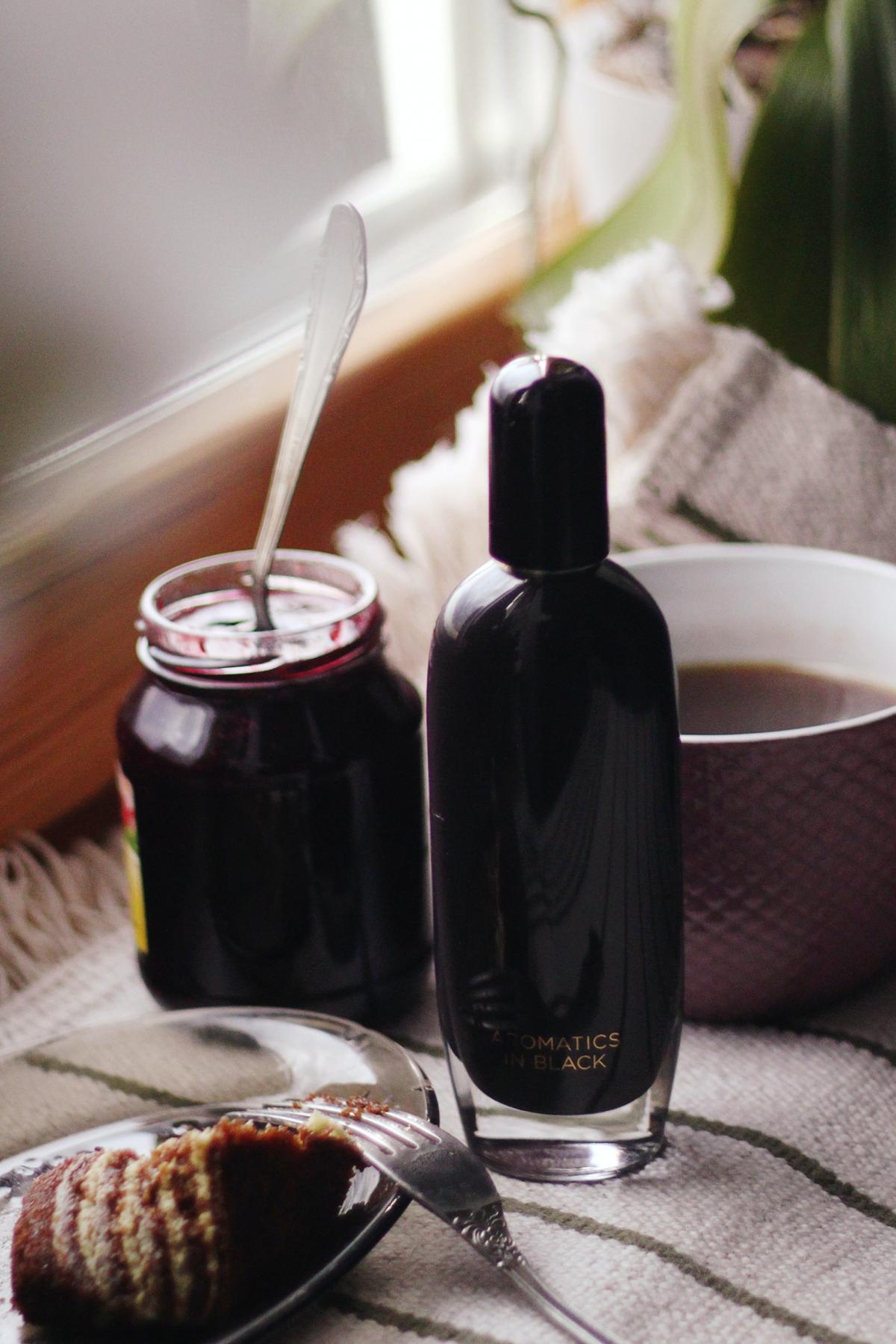 Aromatics in Black Clinique perfume - a fragrance for women 2015