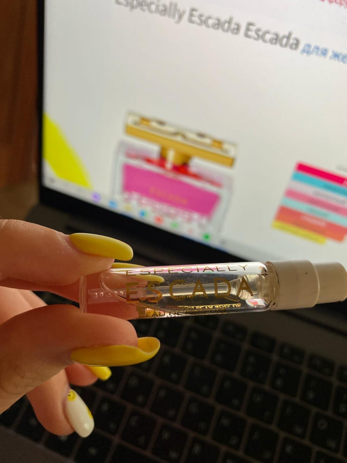 Especially Escada Escada perfume - a fragrance for women 2011