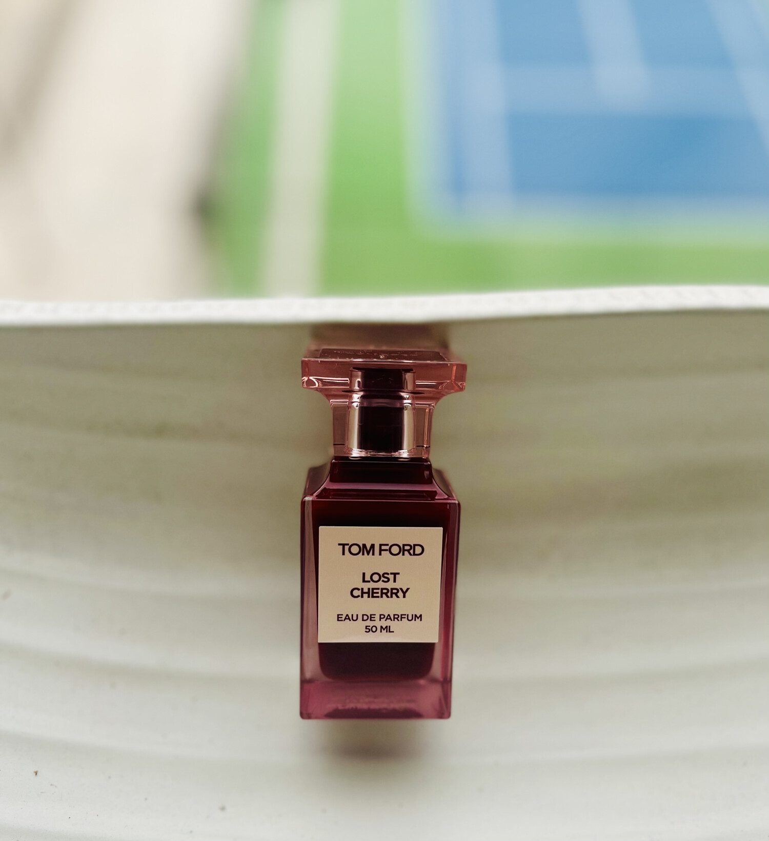 Lost Cherry Tom Ford perfume - a fragrance for women and men 2018