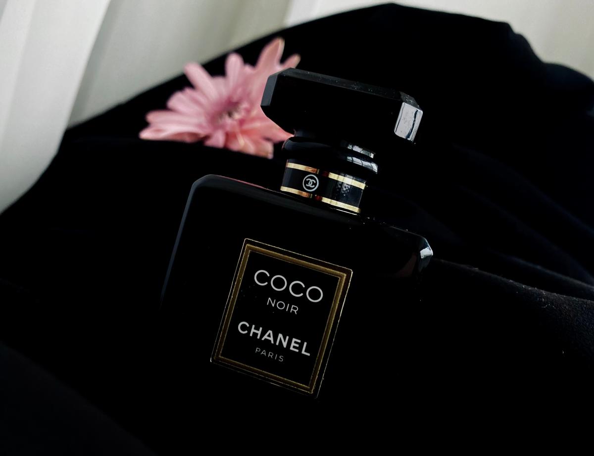 Coco Noir Chanel perfume - a fragrance for women 2012