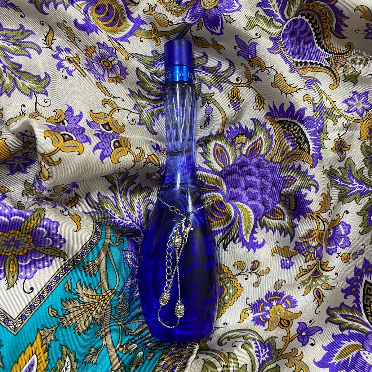 Blue Glow by JLO Jennifer Lopez perfume - a fragrance for women 2010