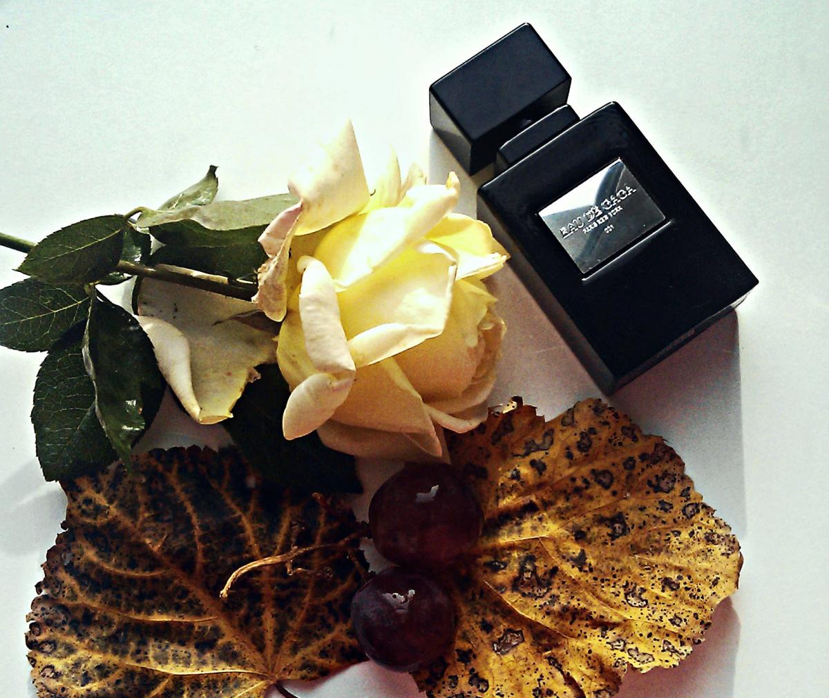 Eau de Gaga Lady Gaga perfume - a fragrance for women and men 2014