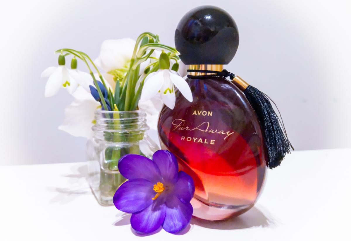 Far Away Royale Avon perfume - a fragrance for women 2020