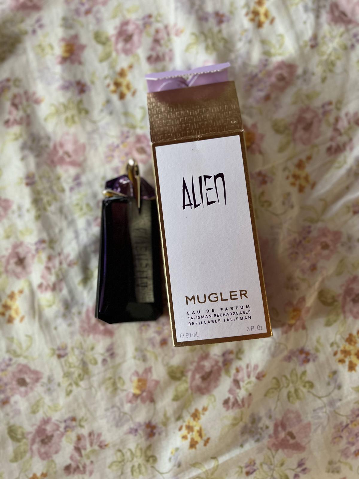 Alien Mugler perfume - a fragrance for women 2005