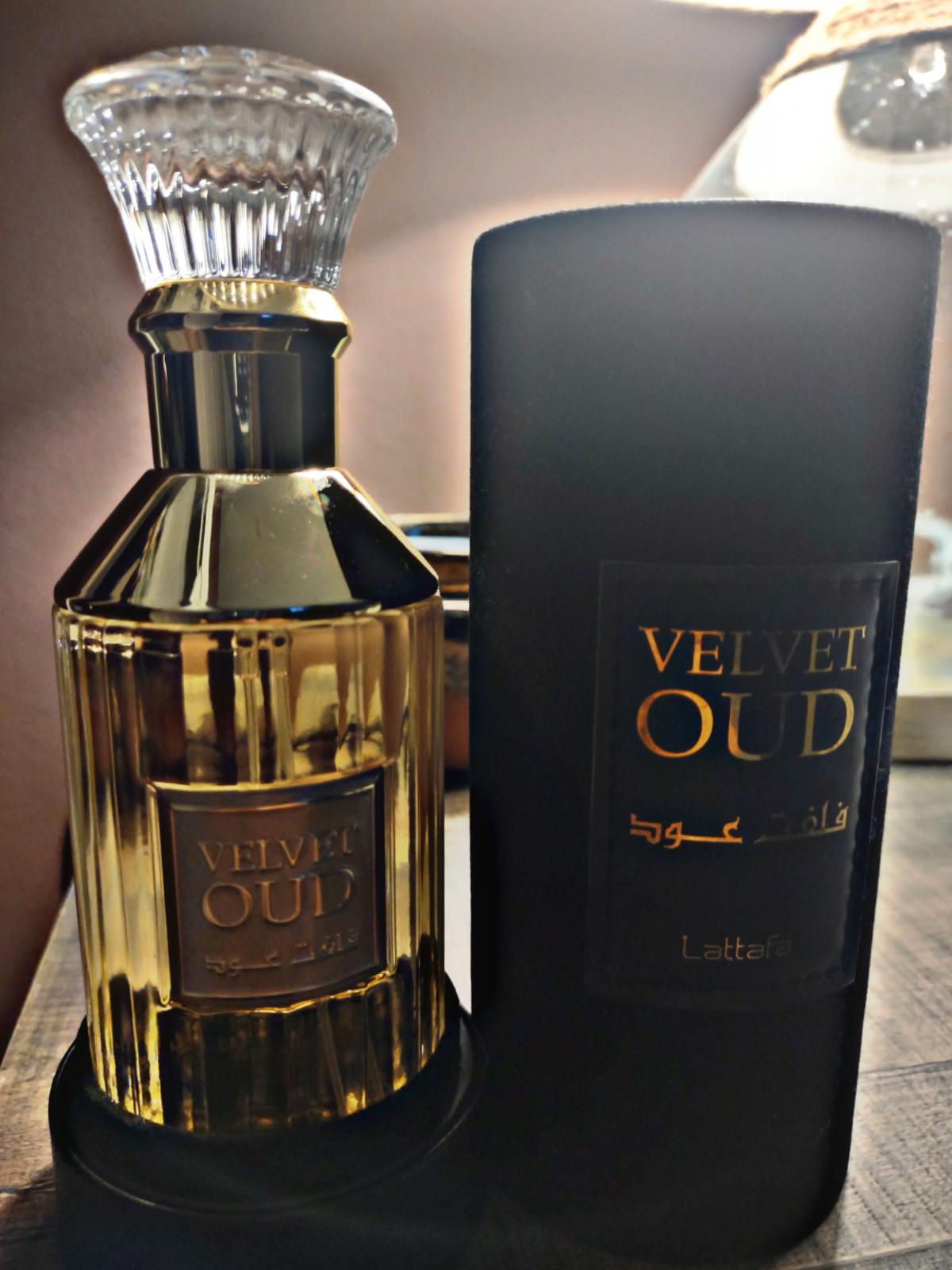 Velvet Oud Lattafa Perfumes fragancia - una fragancia para Hombres y ...
