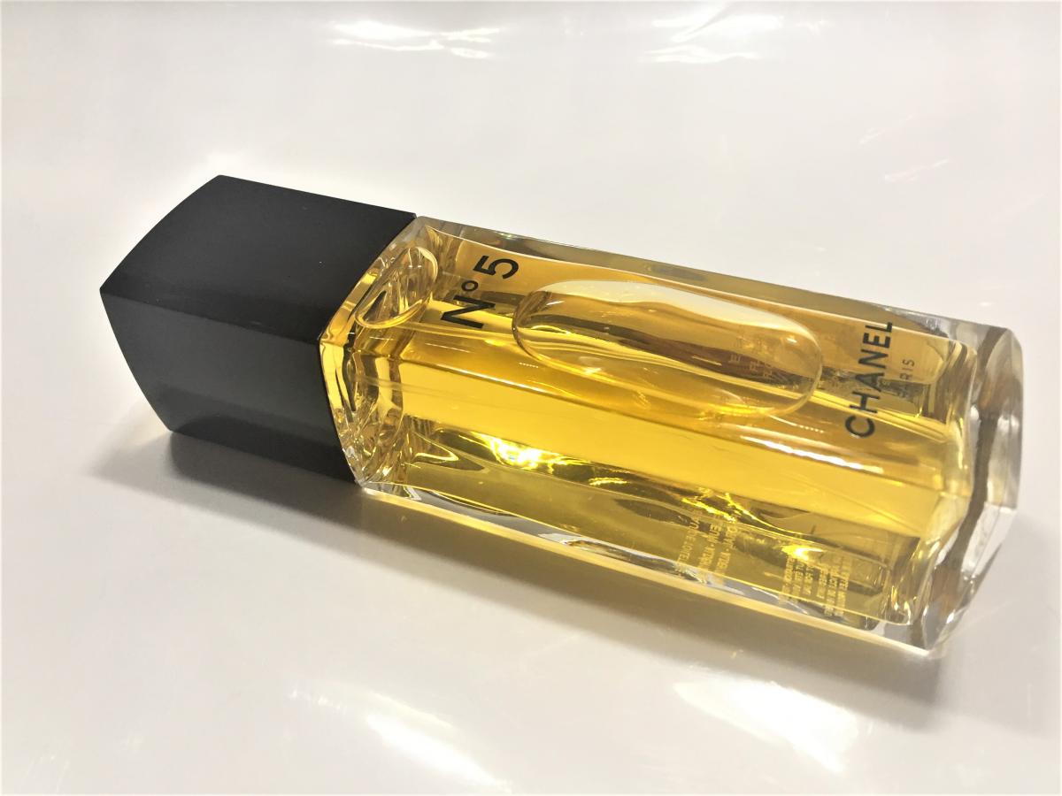 Chanel No 5 Eau de Toilette Chanel perfume - a fragrance for women 1921
