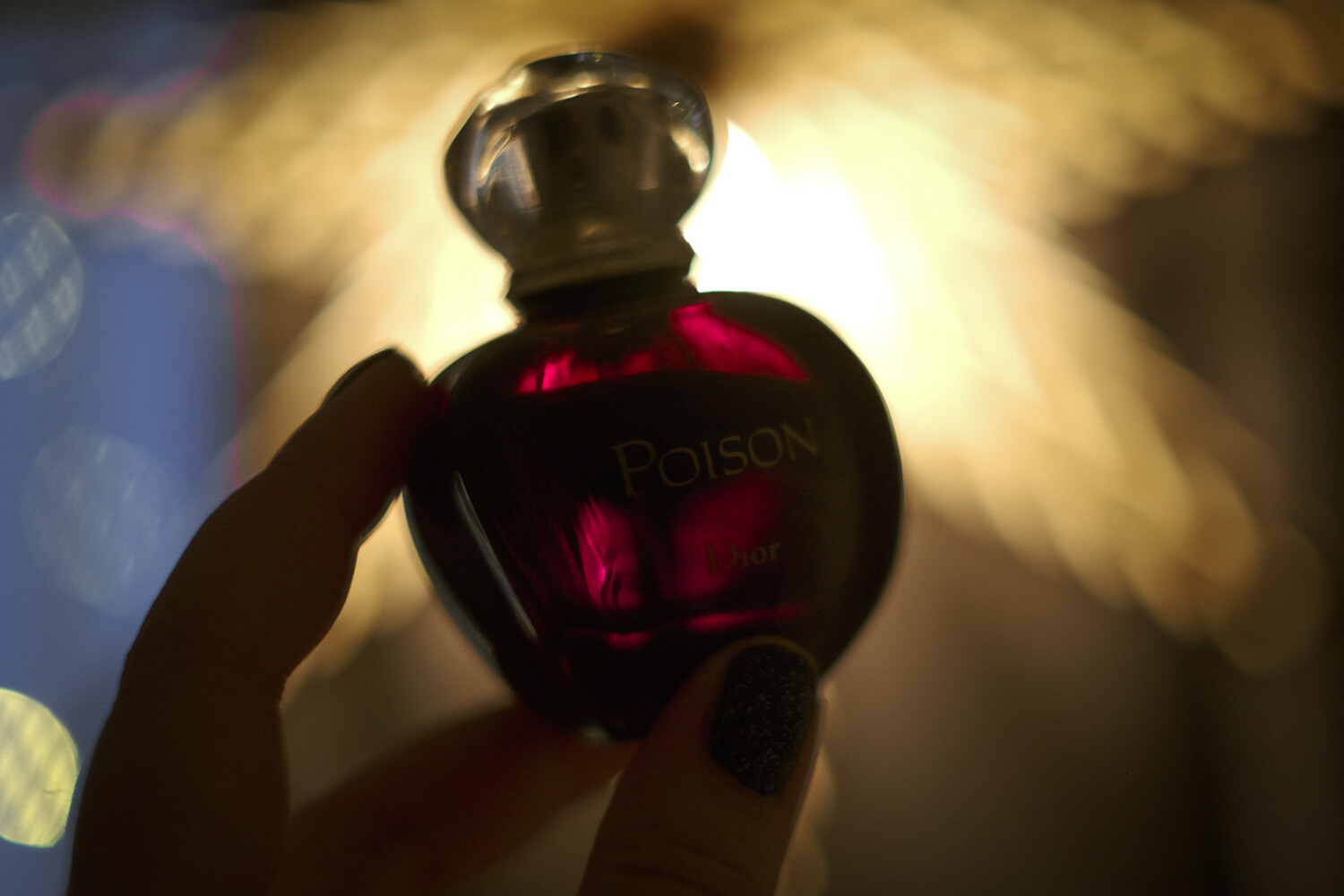 Poison Dior perfume - a fragrance for women 1985