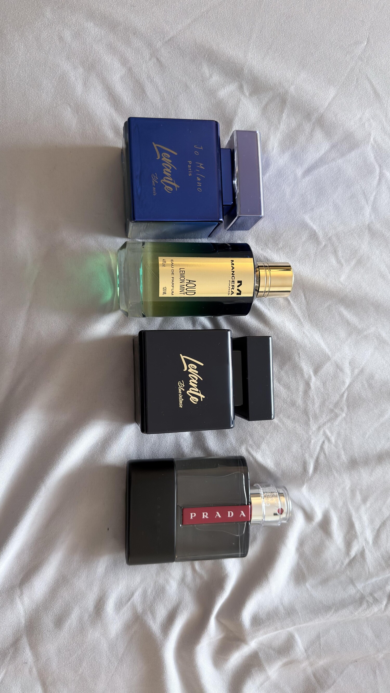 Luna Rossa Carbon Eau de Toilette Prada cologne - a fragrance for men 2017
