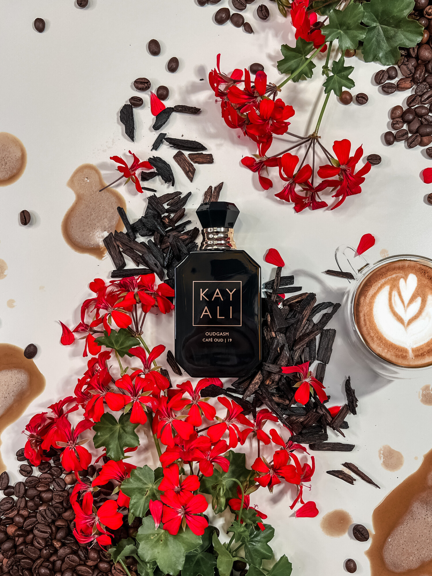 Oudgasm Café Oud | 19 Eau de Parfum Intense Kayali Fragrances perfume ...