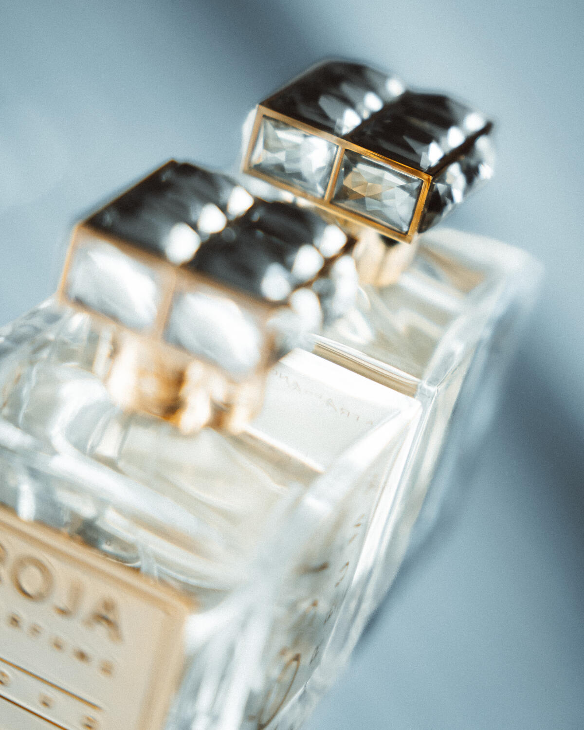 Aoud Roja Dove perfume - a fragrance for women and men 2010