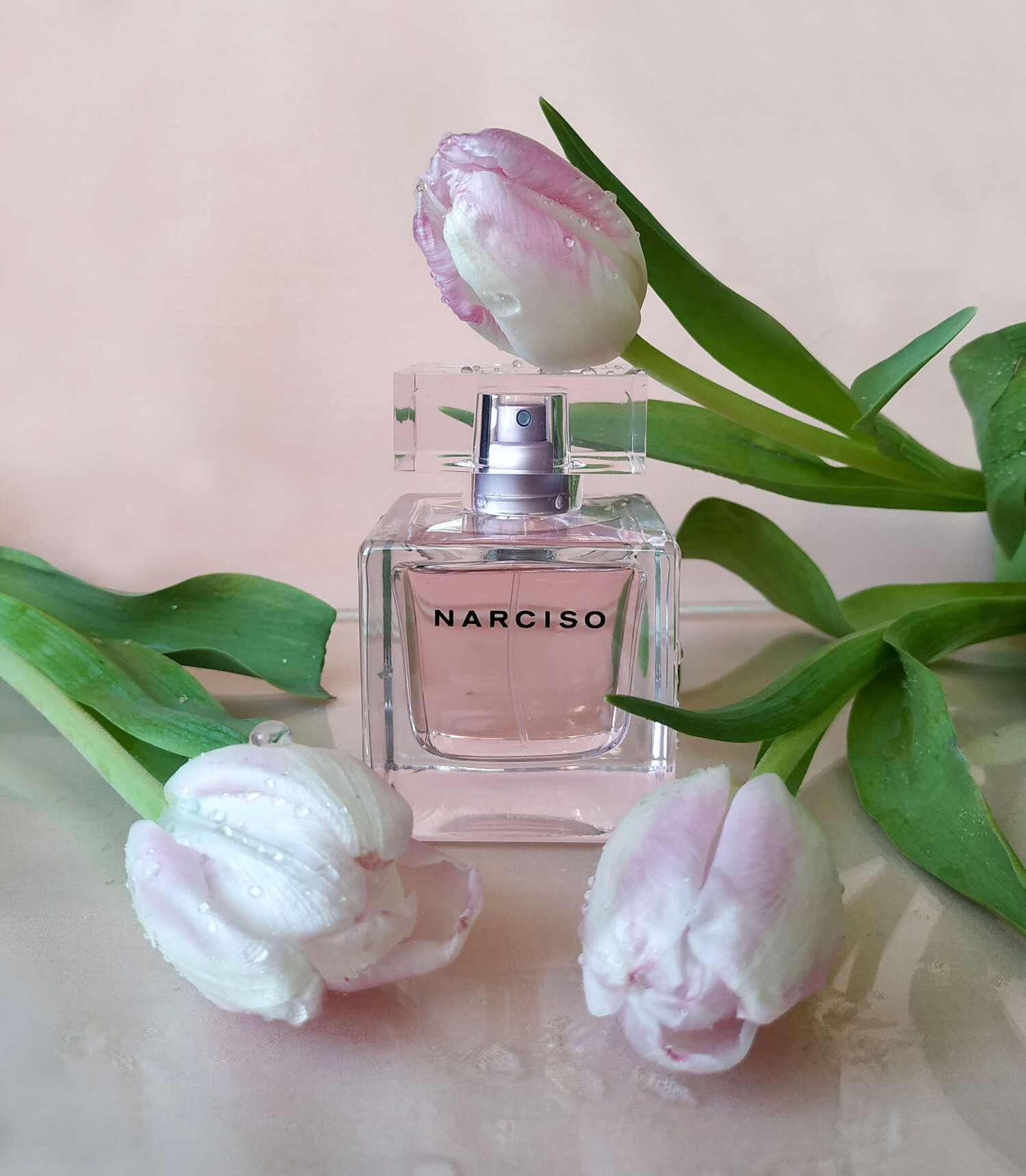 Narciso Eau de Parfum Radiante Narciso Rodriguez parfum - un nouveau ...