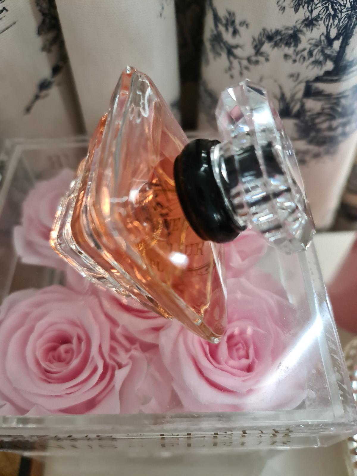 Tresor Lancome perfume - a fragrance for women 1990