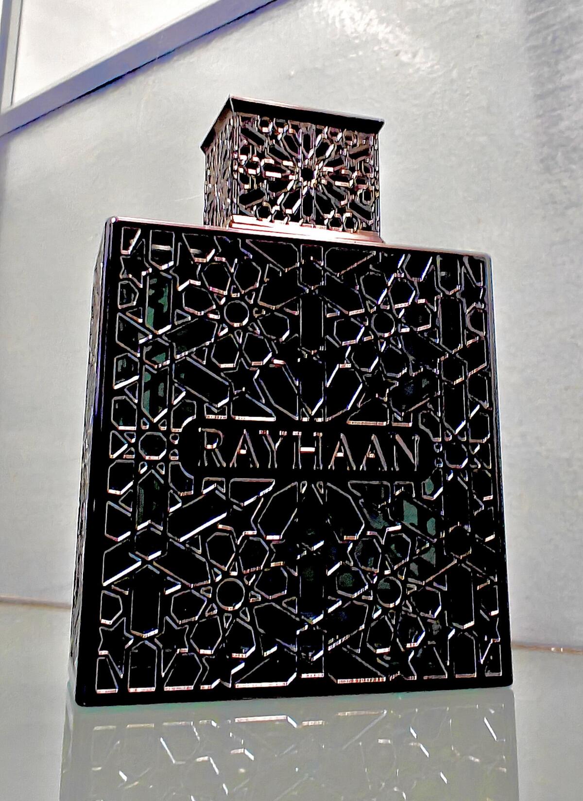 Obsidian Rayhaan cologne - a fragrance for men