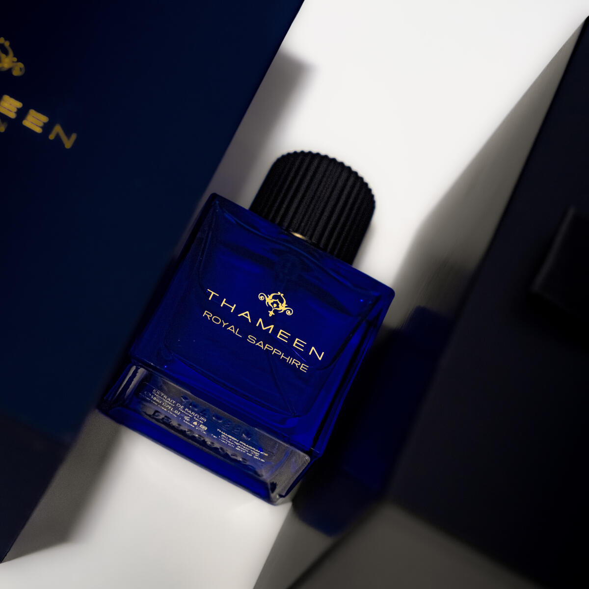 Royal Sapphire Thameen - una fragranza unisex 2019