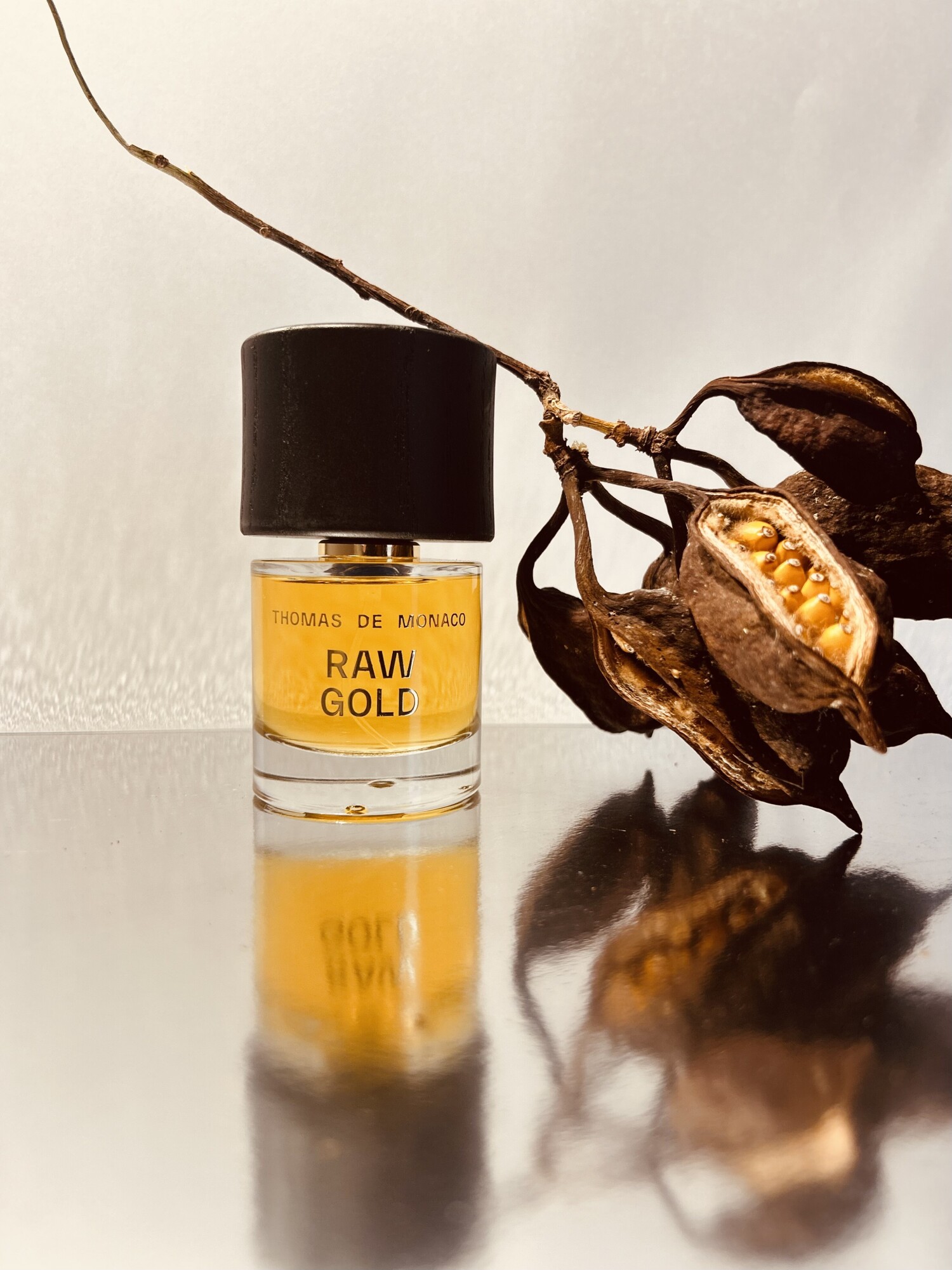 Raw Gold Extrait de Parfum Thomas de Monaco perfume - a fragrância ...