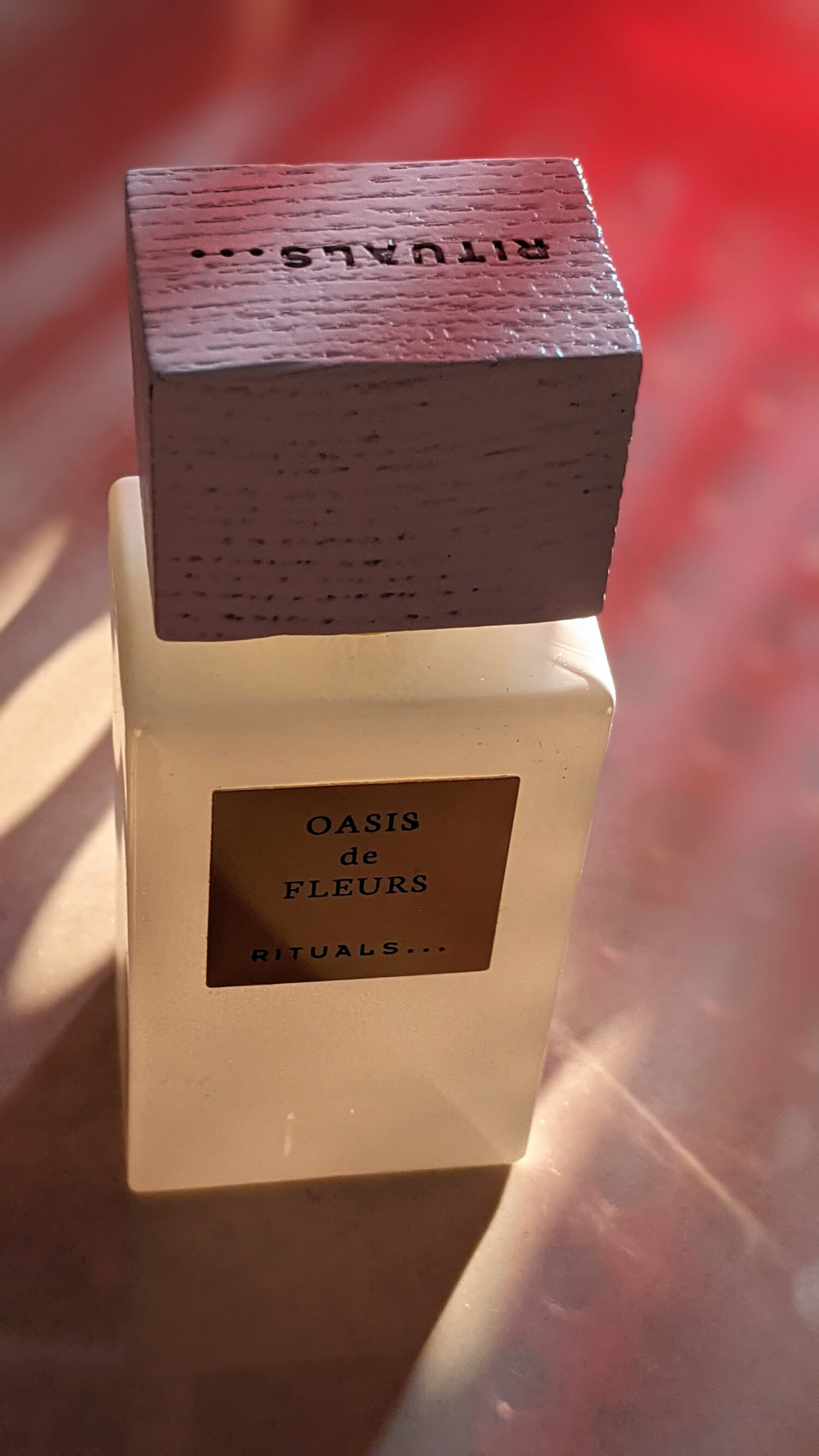 Oasis de Fleurs Rituals perfume - a fragrance for women 2017
