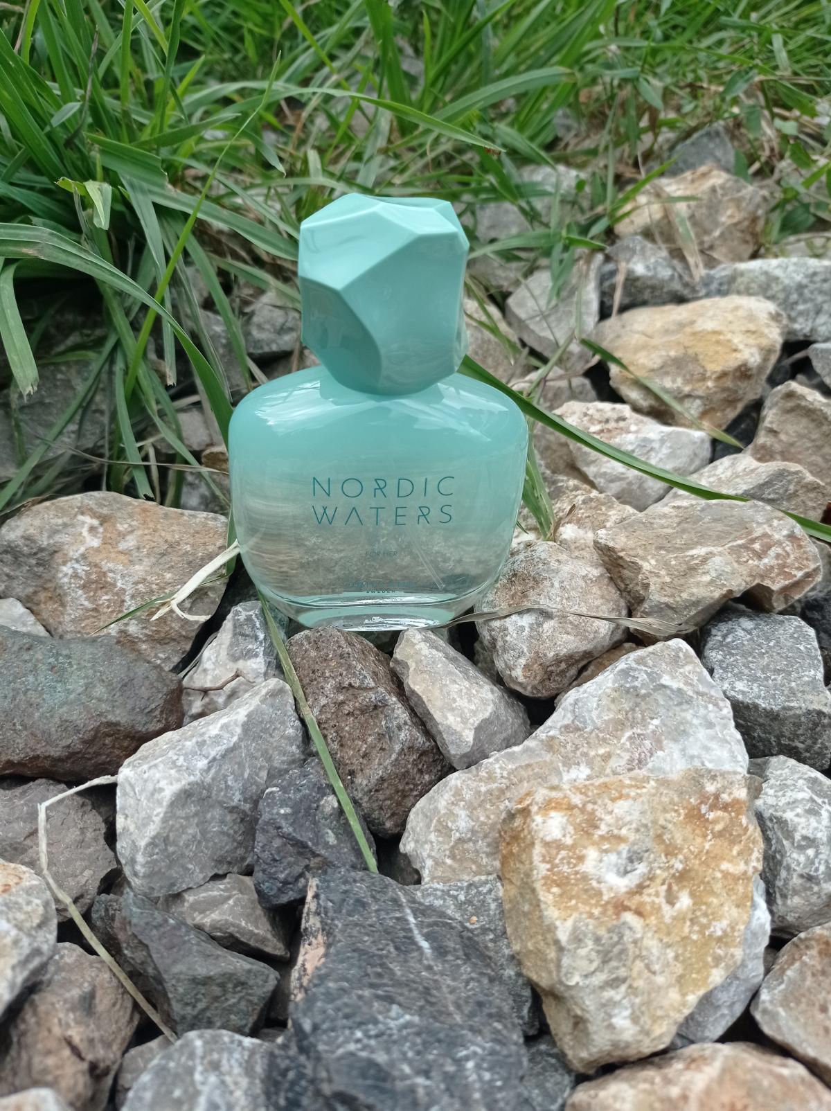 Nordic Waters For Her Oriflame perfume - a new fragrance for women 2022