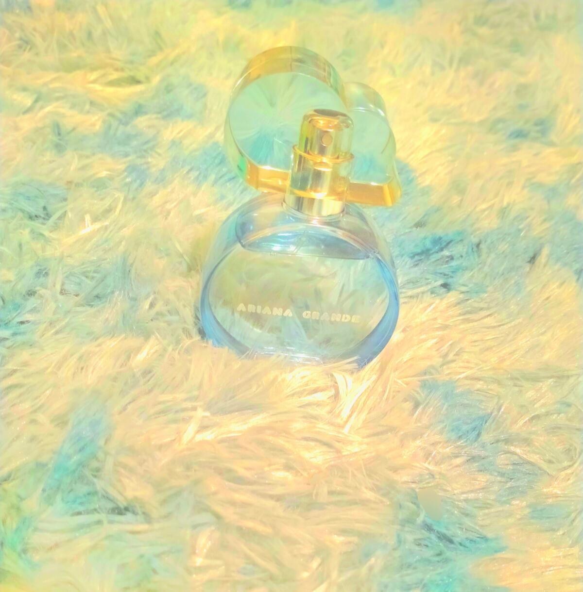 Cloud Ariana Grande perfume - a fragrance for women 2018