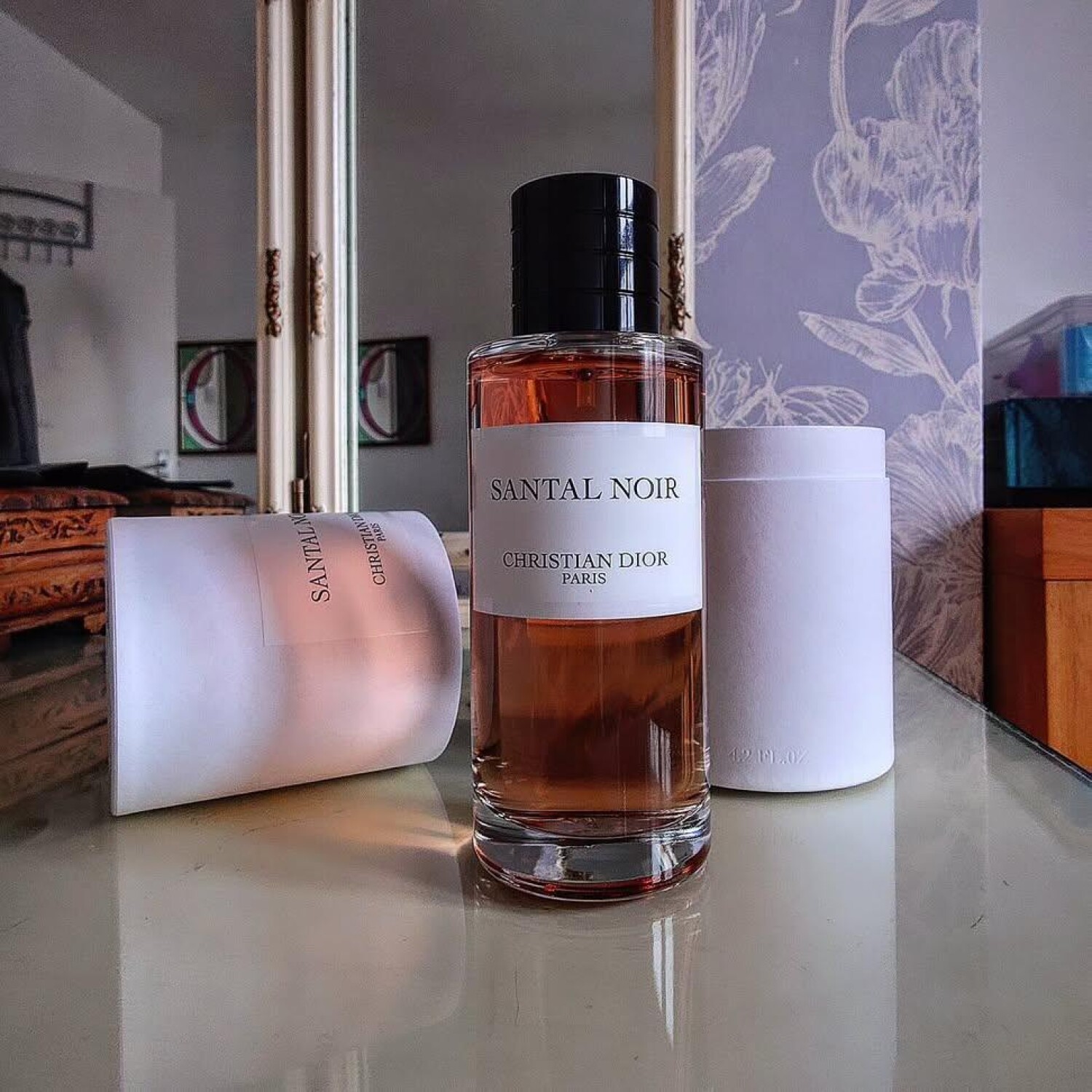 Santal Noir Dior 香水 - 2018年のユニセックス フレグランス
