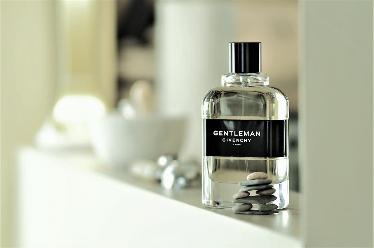 Gentleman (2017) Givenchy cologne - a fragrance for men 2017