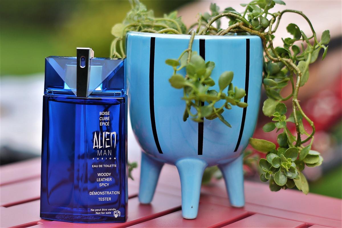 Alien Man Fusion Mugler cologne - a fragrance for men 2019