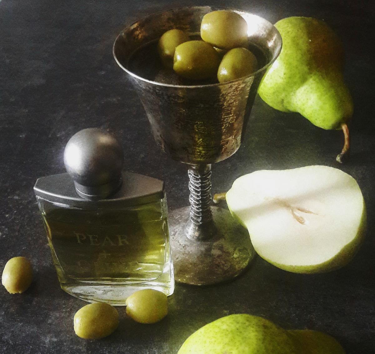 Pear & Olive Slumberhouse perfume - a fragrance for women and men 2012
