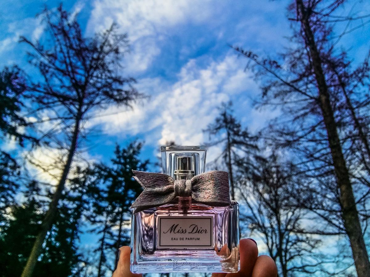 Miss Dior Eau de Parfum (2021) Dior perfume - a fragrance for women 2021
