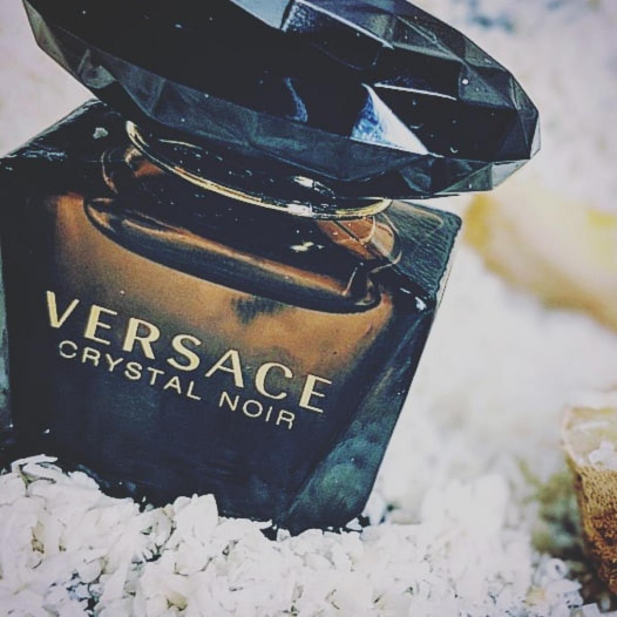 Crystal Noir Versace parfem - parfem za žene 2004