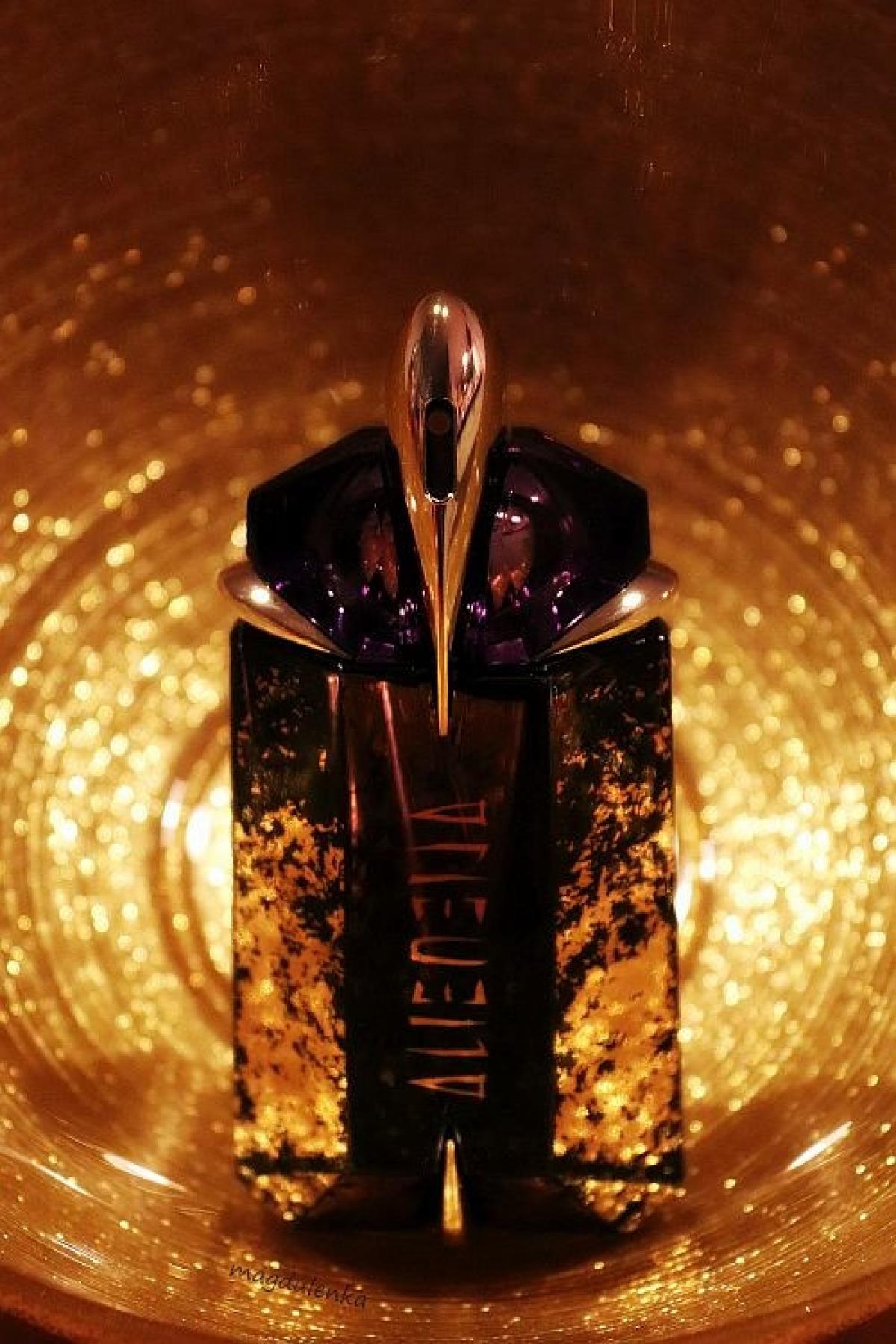 Alien Divine Ornamentations Mugler perfume - a fragrance for women 2016