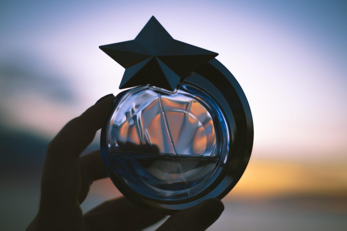 Angel Eau de Toilette Mugler perfume - a fragrance for women 2011