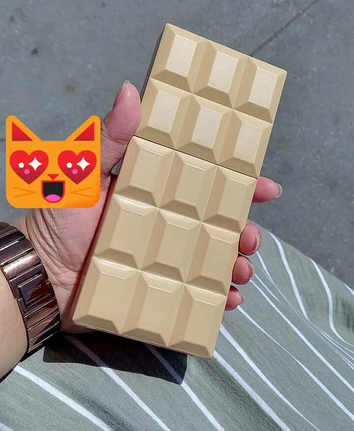 Sweet Tooth Caramel Dream Sabrina Carpenter perfume - a new fragrance ...