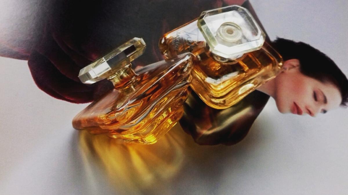 Tresor Lancome perfume - a fragrance for women 1990