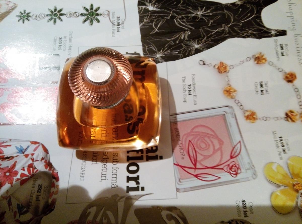 Felicity Oriflame perfume - a fragrance for women 2011