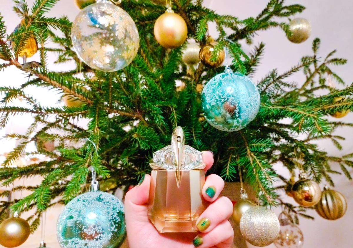 Alien Goddess Mugler perfume - a fragrance for women 2021