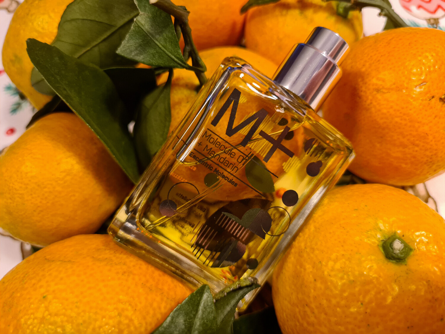 Molecule 01 + Mandarin Escentric Molecules perfume - a fragrance for ...