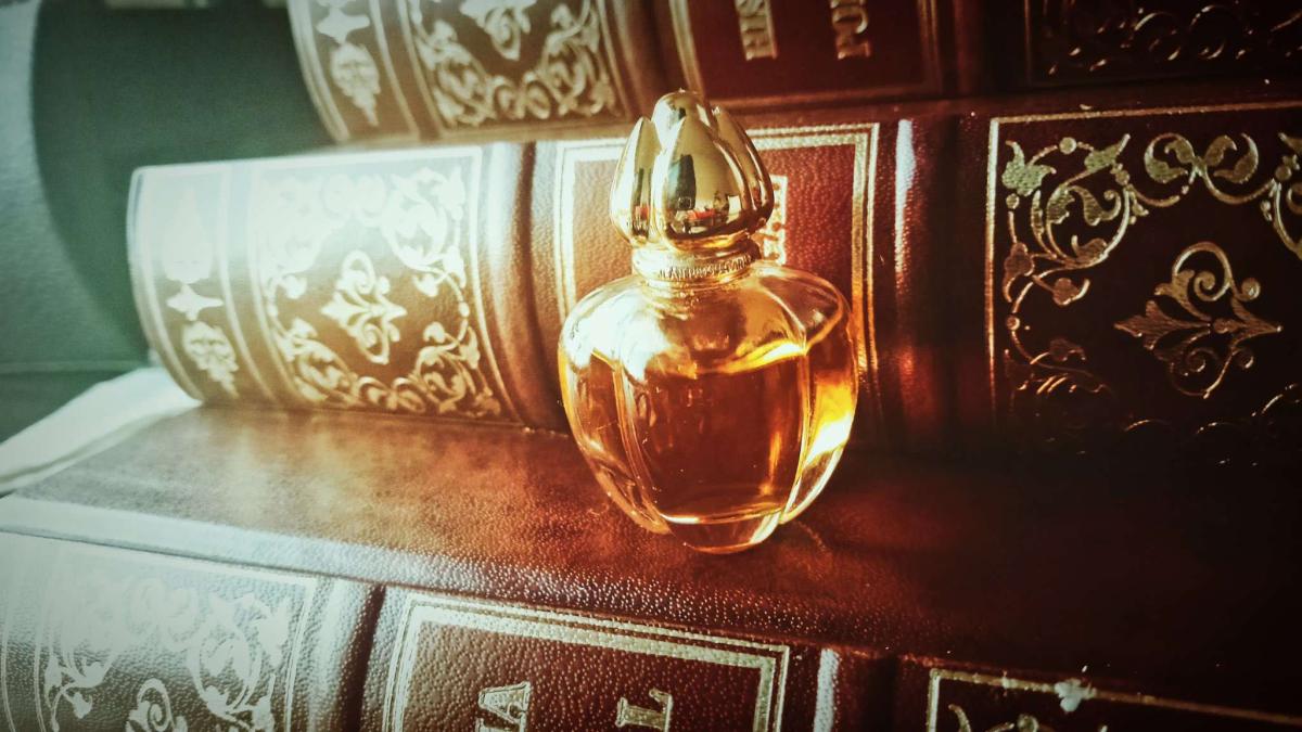 Sublime Jean Patou perfume - a fragrance for women 1992