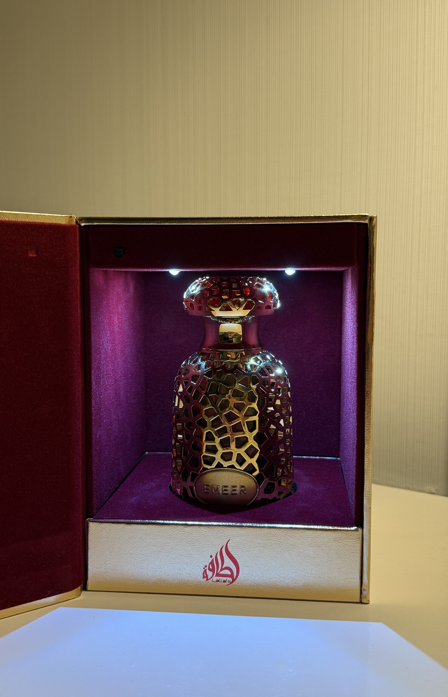 Emeer Lattafa Perfumes perfume - a new fragrance for women and men 2024