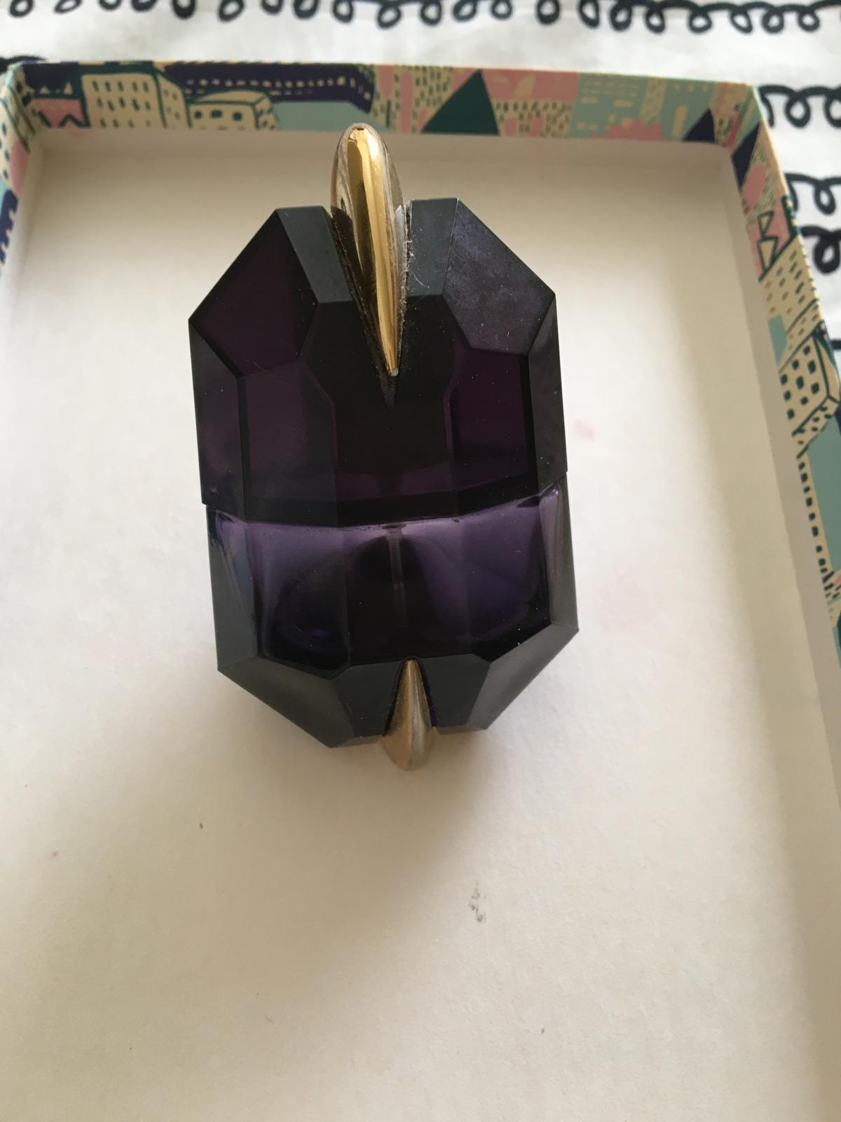 Alien Mugler perfume - a fragrância Feminino 2005