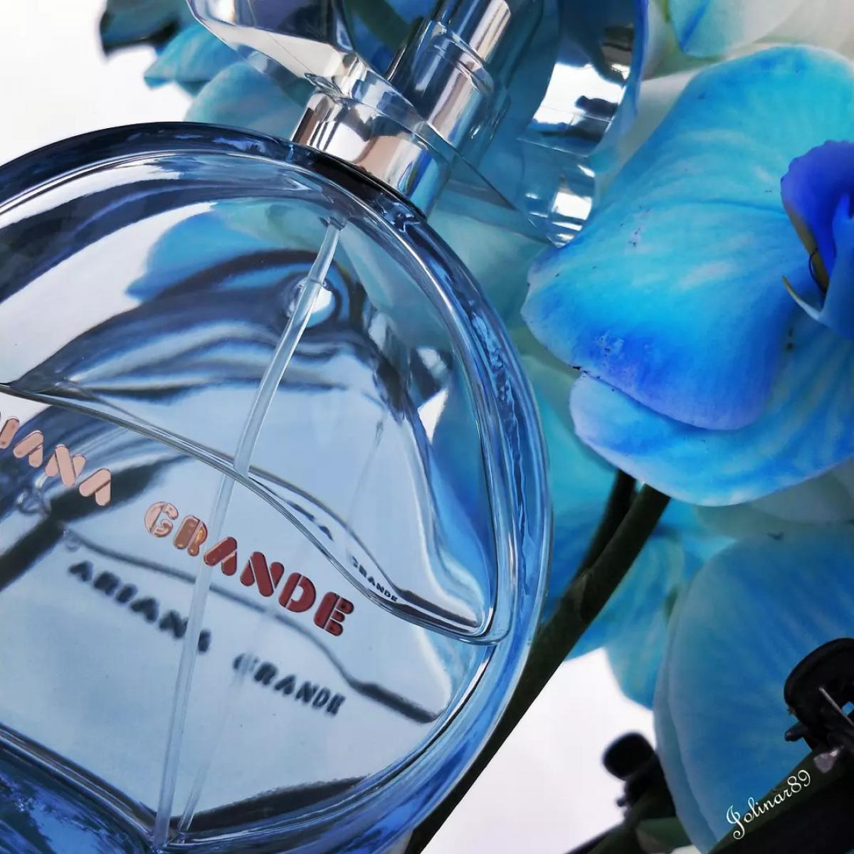 Cloud Ariana Grande perfume - a fragrance for women 2018