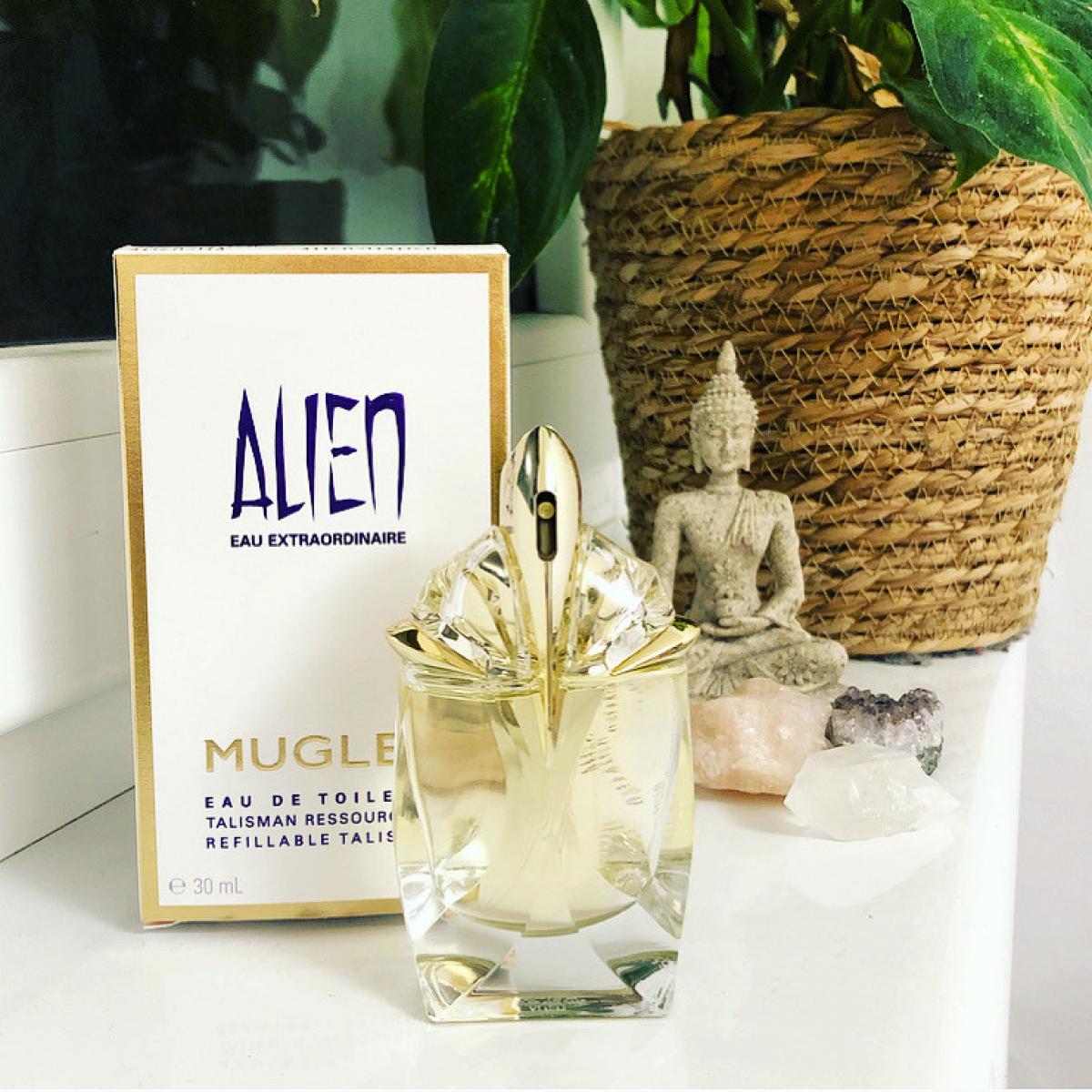 Alien Eau Extraordinaire Mugler perfume - a fragrance for women 2014