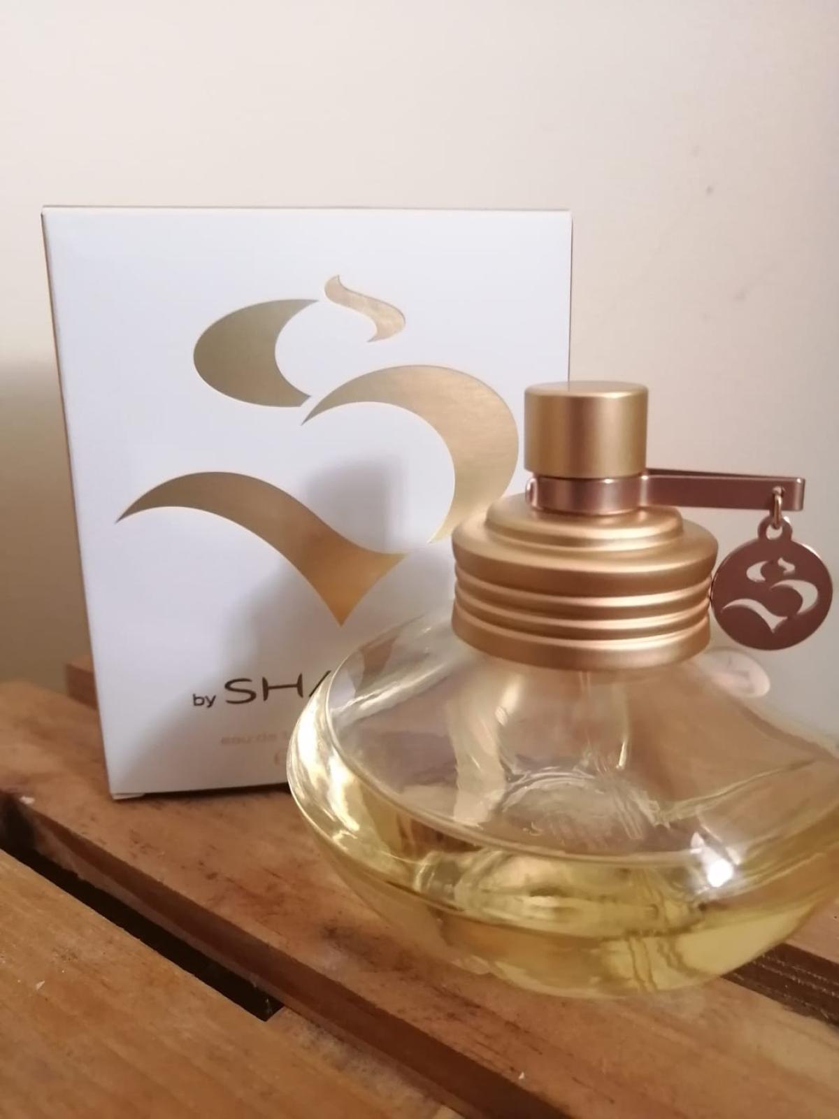 S Shakira perfume - a fragrance for women 2010