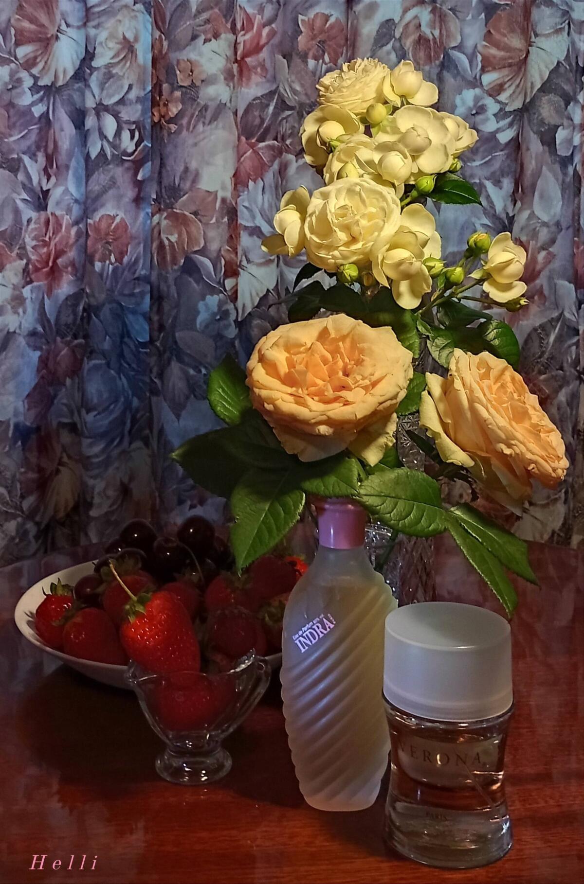 Indra Ulric de Varens perfume - a fragrância Feminino