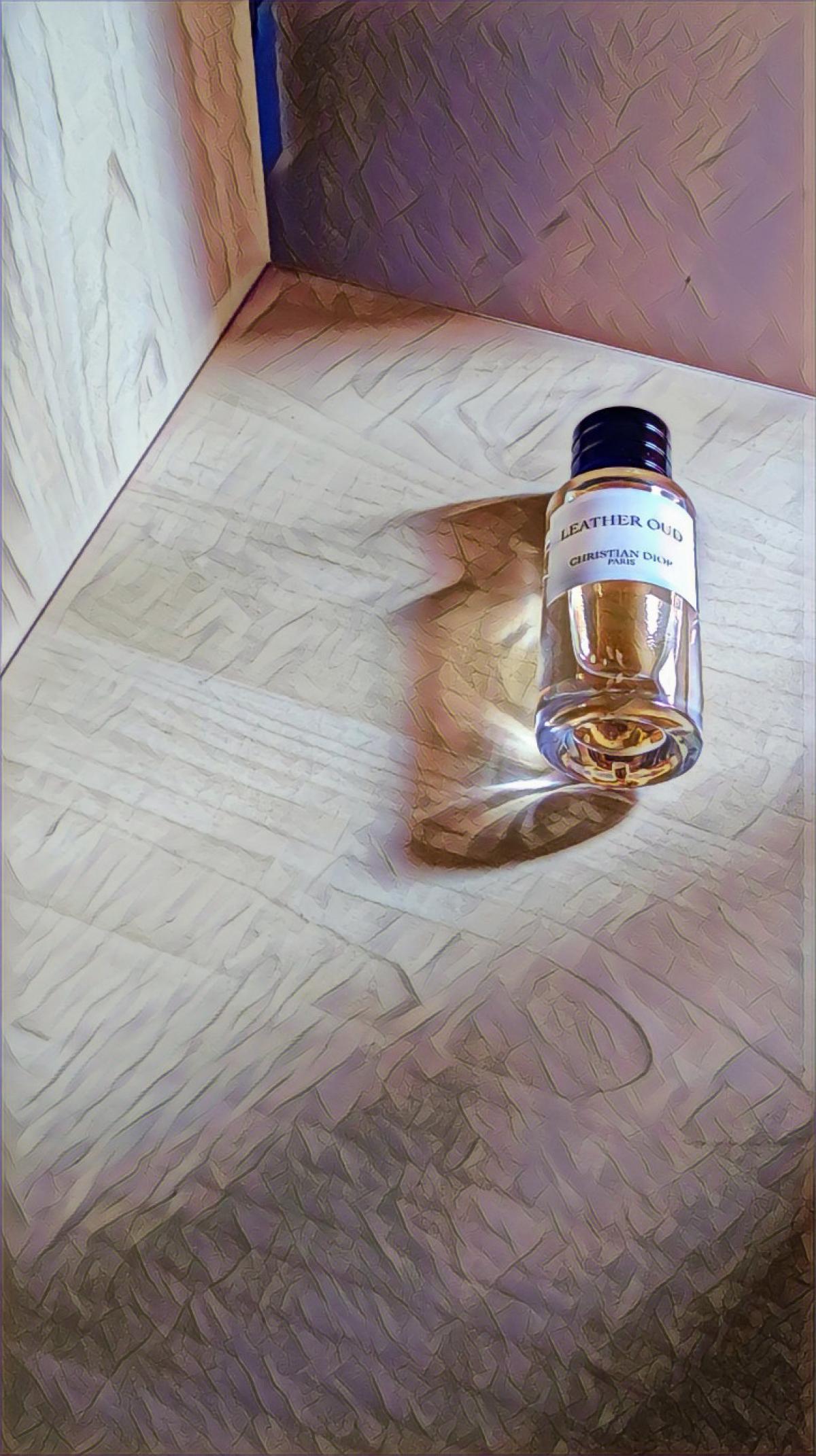 Leather Oud Dior perfume - a fragrance for women and men 2018