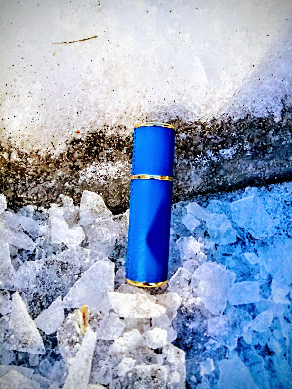 Blu Cobalto I Valmont perfume - a fragrance for women and men 2018