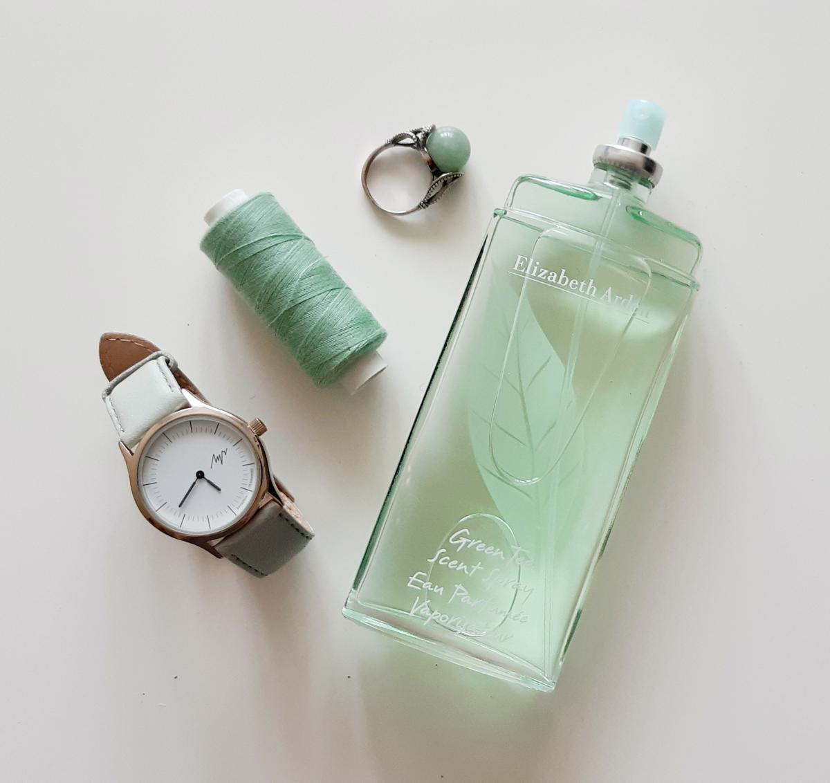 Green Tea Elizabeth Arden perfume - a fragrance for women 1999